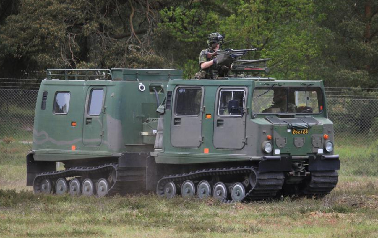 Пакет допомоги Україні від Німеччини — всюдиходи Bandvagn 206 та ...