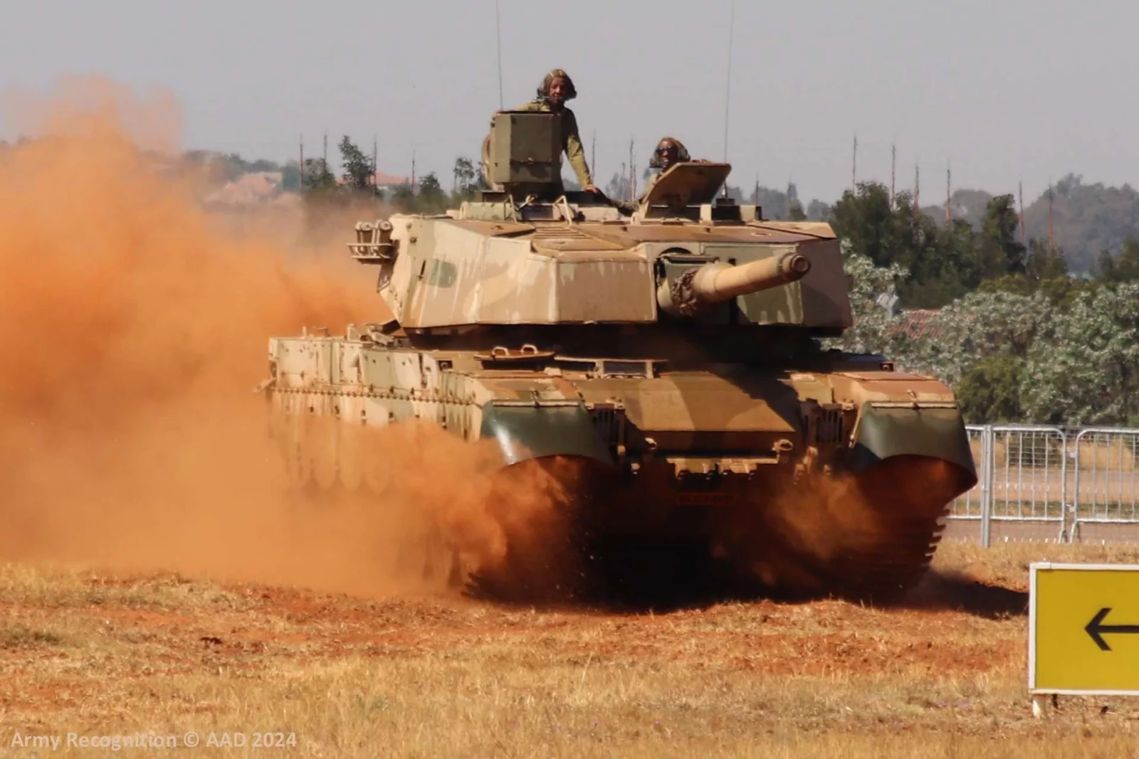 Представлений південноафриканський танк Olifant Mk2: конкурент Leopard ...